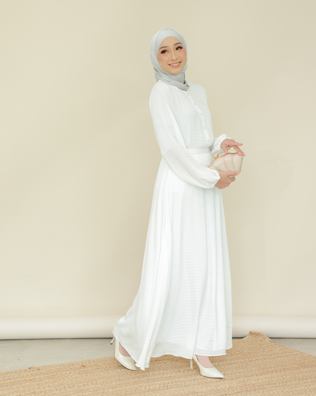 ACACIA : WHITE DAISY
